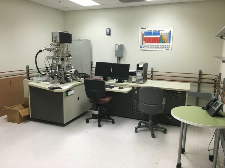 Perkin Elmer PHI 670xi | SemiStar