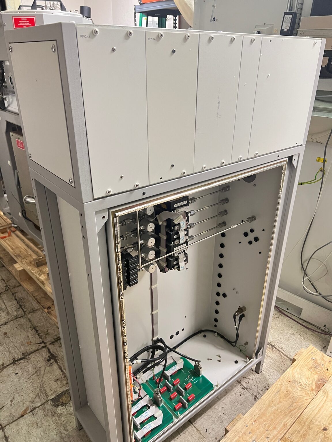 Surface Technology Systems STS Multiplex ICP Plasma Etcher | SemiStar